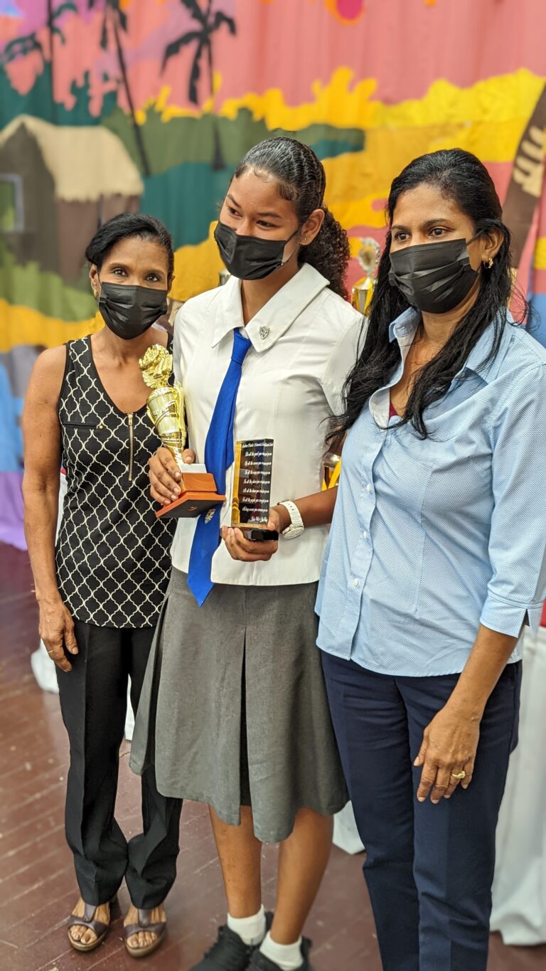 Prize Giving 2022 – Holy Name Convent POS